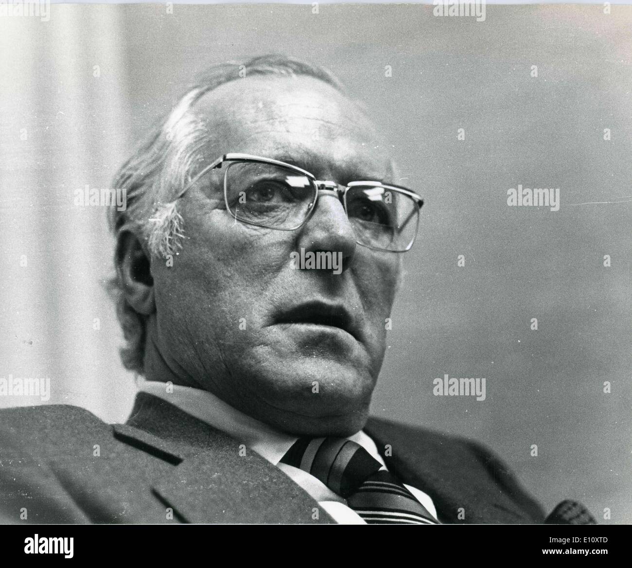 Australian solicitor, jurist and Senator JIM MCCLELLAND meeting as ...