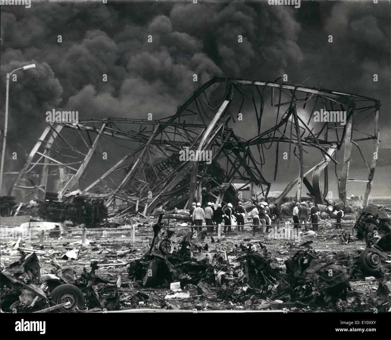 Nypro chemical plant explosion flixborough hi-res stock photography and ...