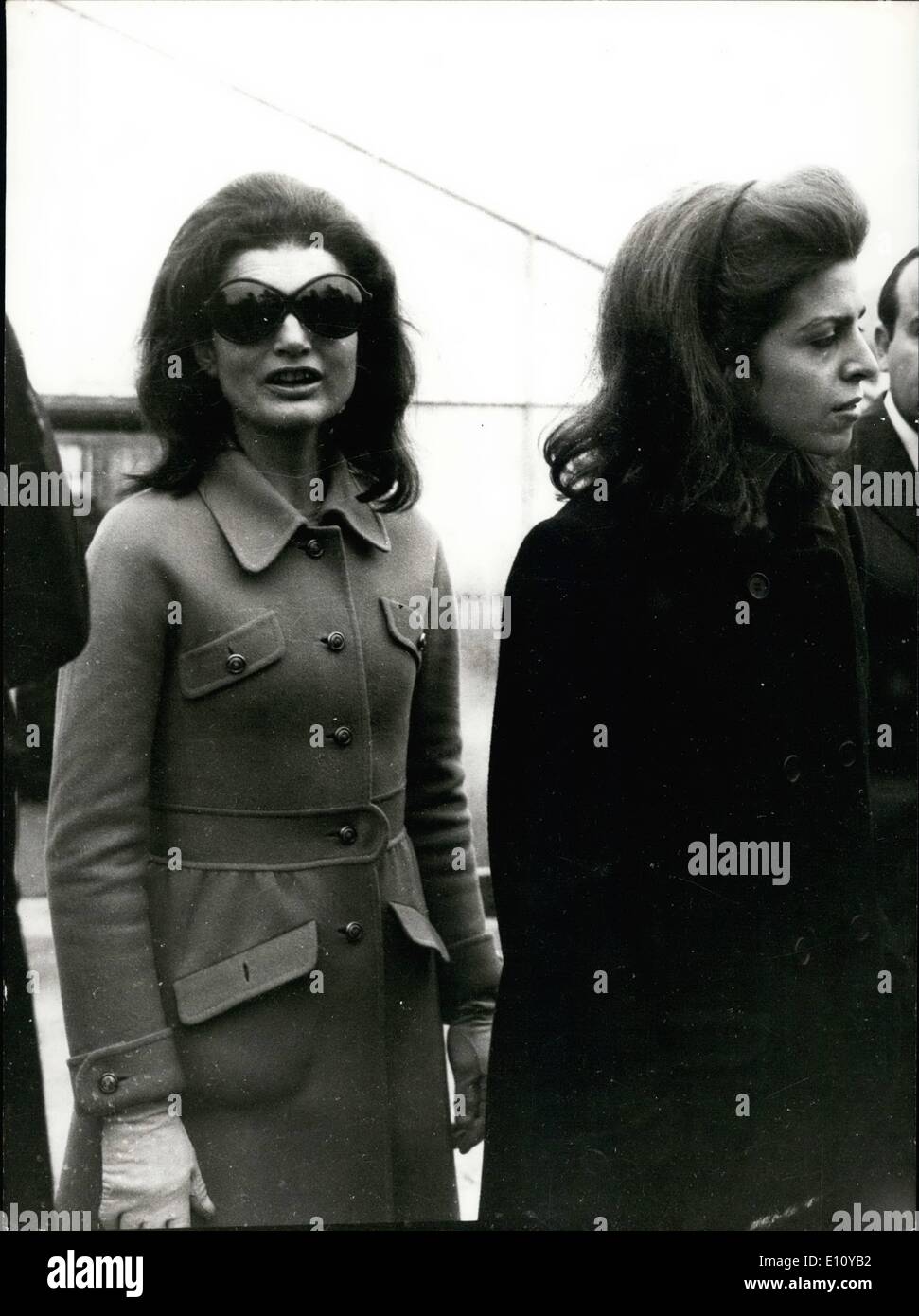 Oct. 10, 1974 - Jackie & Christina Onassis in Athens Stock Photo - Alamy