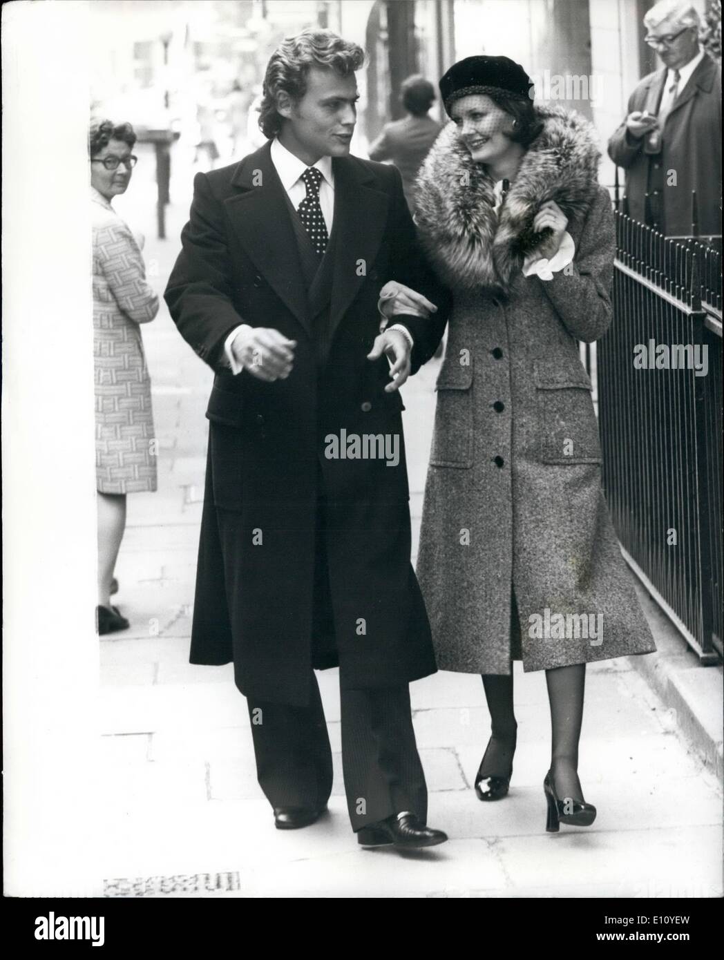 Sep. 09, 1974 - Christian Dior - London Autumn collection 1974. Photo ...