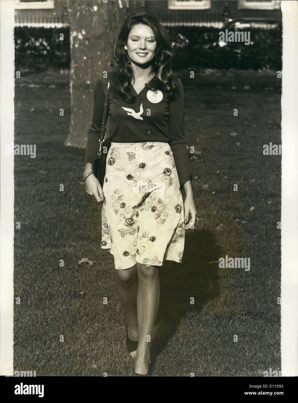 Nov. 11, 1974 - Contestants for the Miss World contest arrive in Stock ...