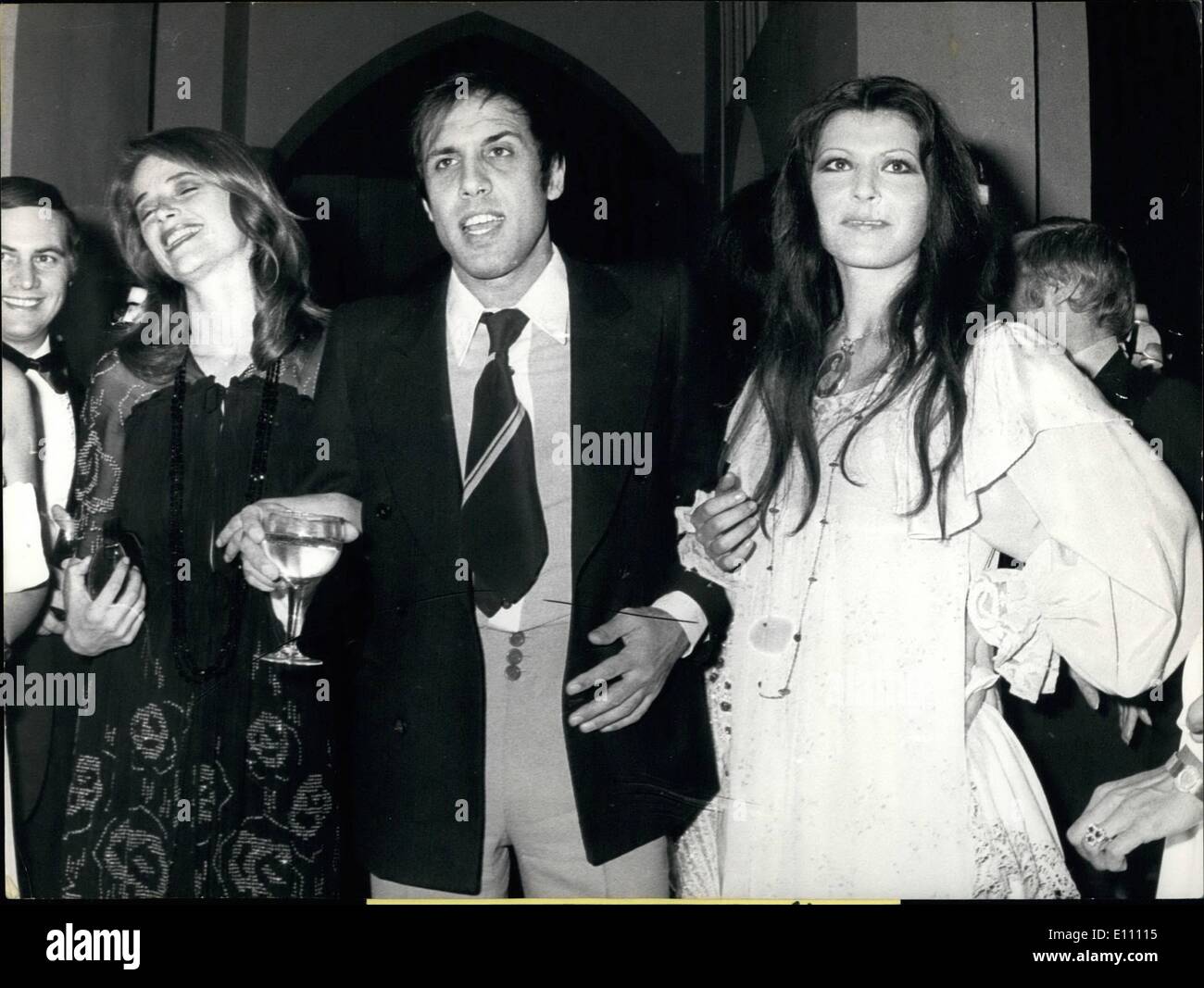 World stars help starving children hi-res stock photography and images ...