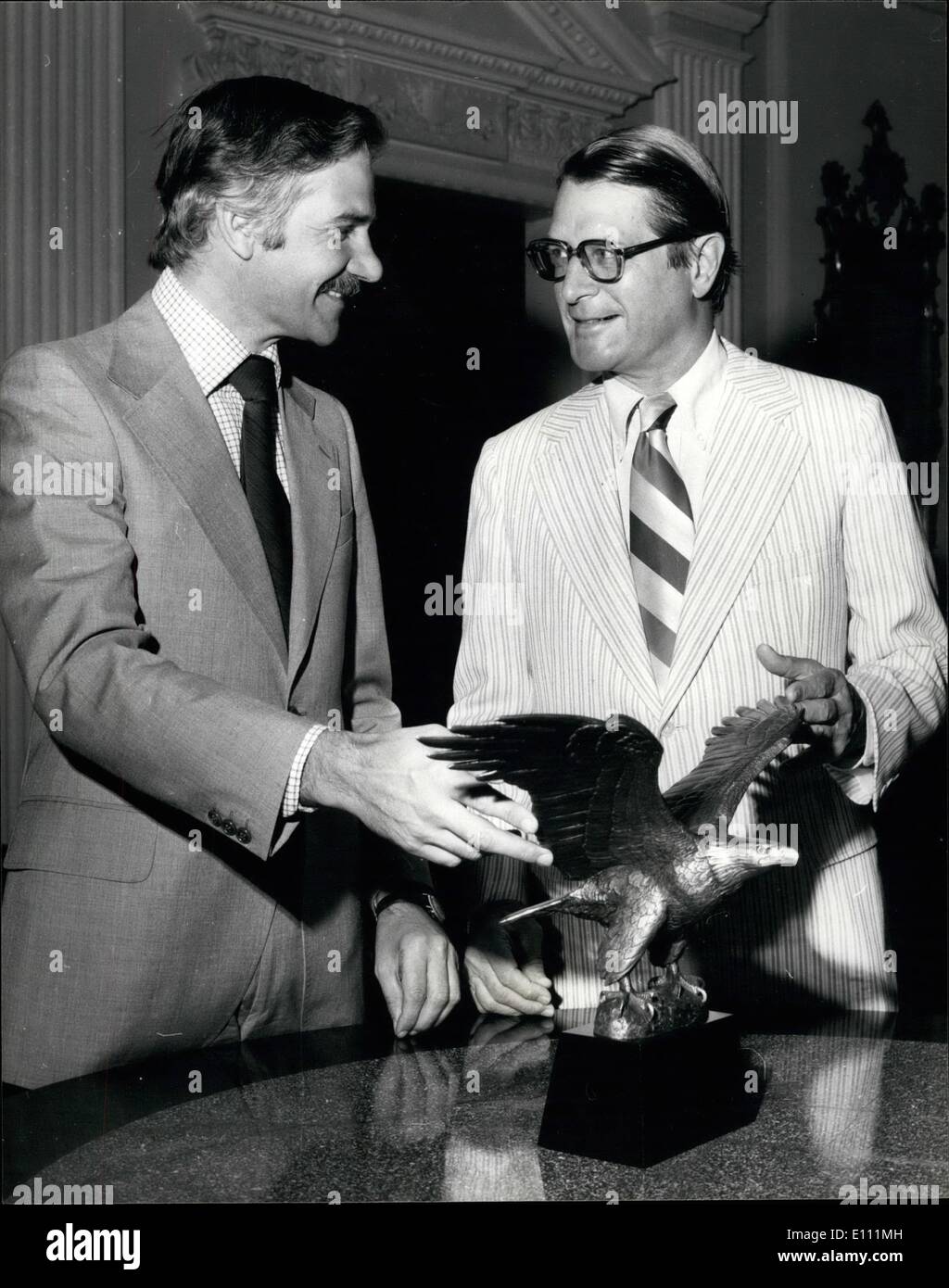 Apr. 04, 1975 - An Eagle for the U.S. Ambassador's Residence: An ...