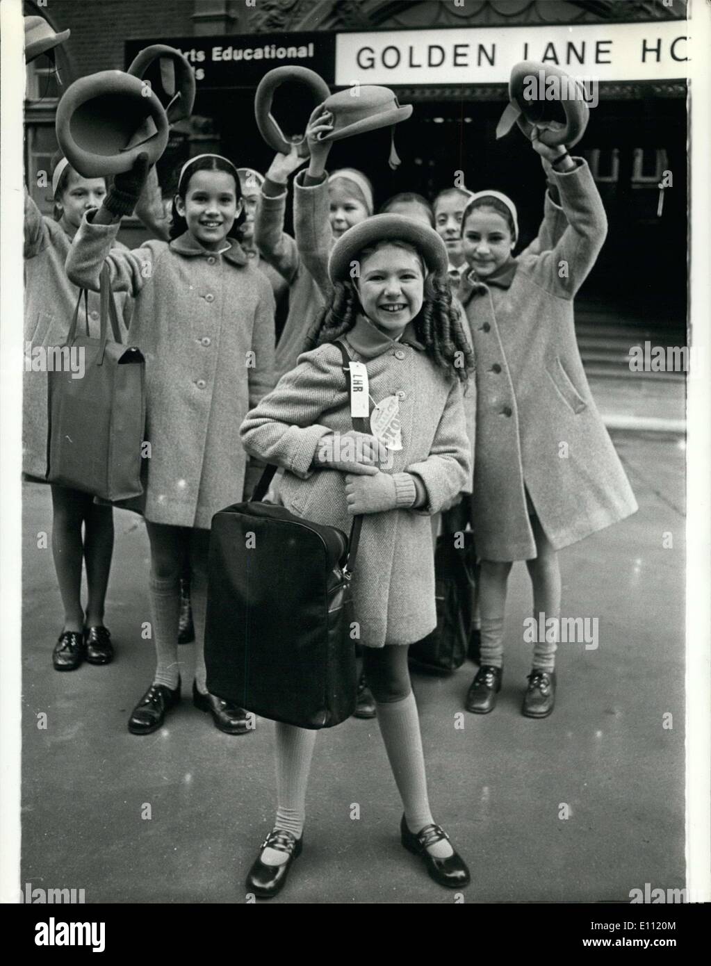 Bonnie langford hi-res stock photography and images - Alamy