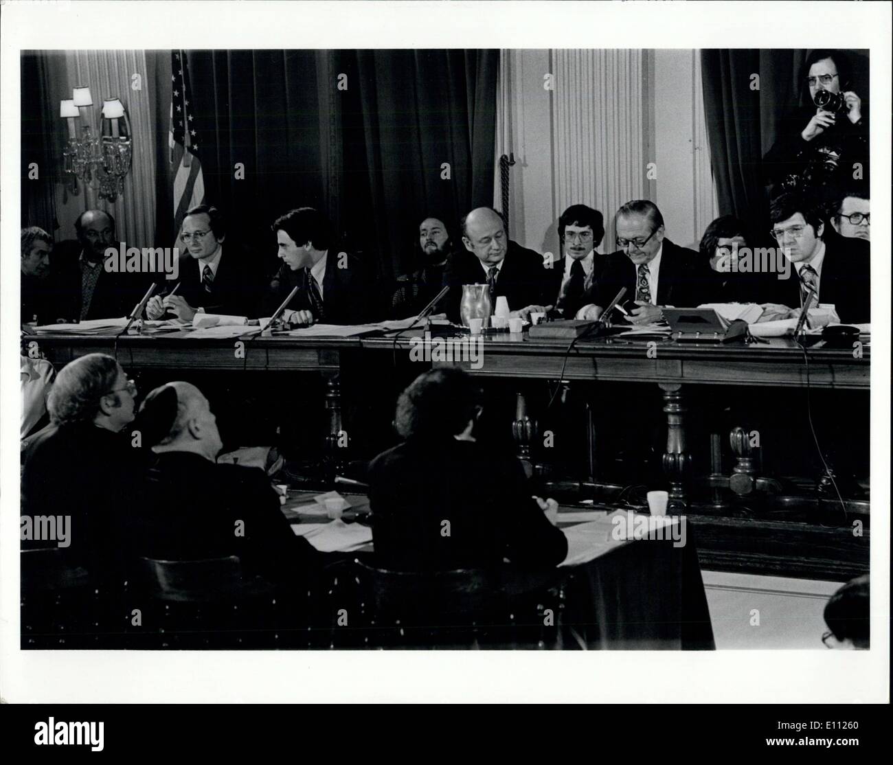 From l r seated hi-res stock photography and images - Alamy