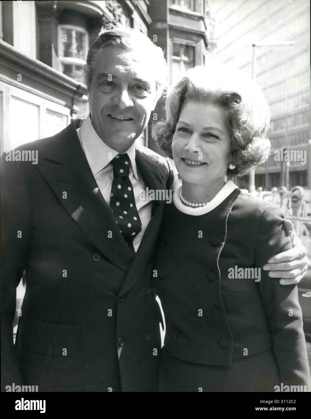 May 05, 1975 - Actor David Langton Marries Ex-Wife Of Compere Hughie ...