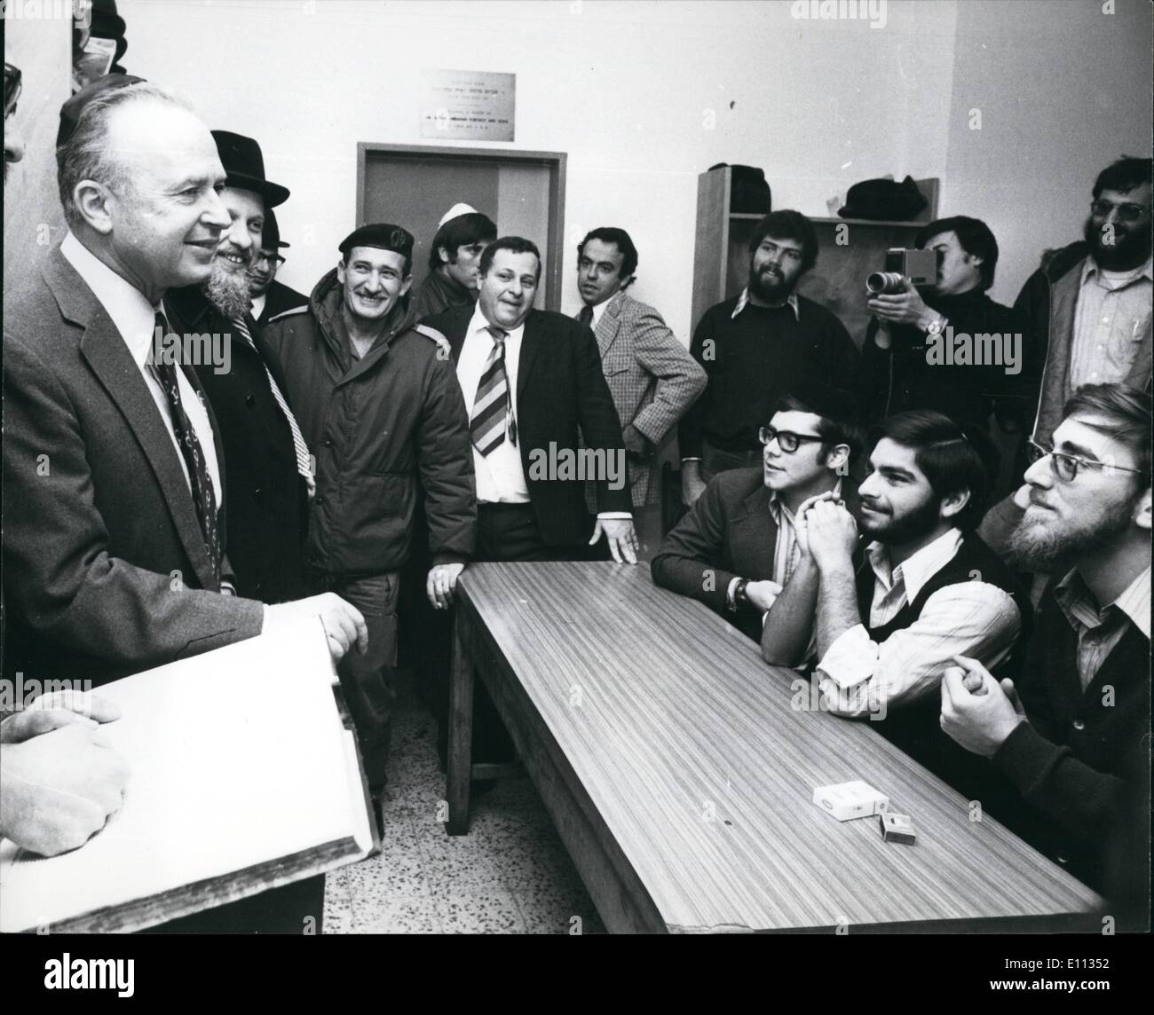 Rabbis historical hi-res stock photography and images - Alamy