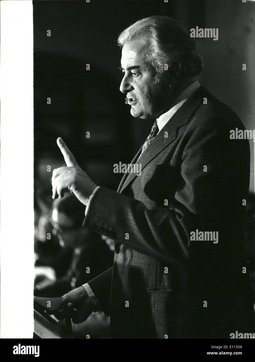 1975 whitlam hi-res stock photography and images - Alamy