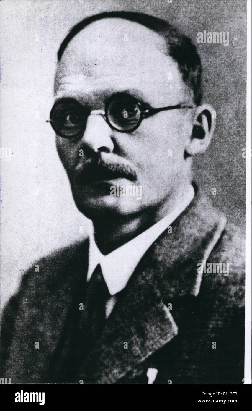 Kiel 1945 hi-res stock photography and images - Alamy