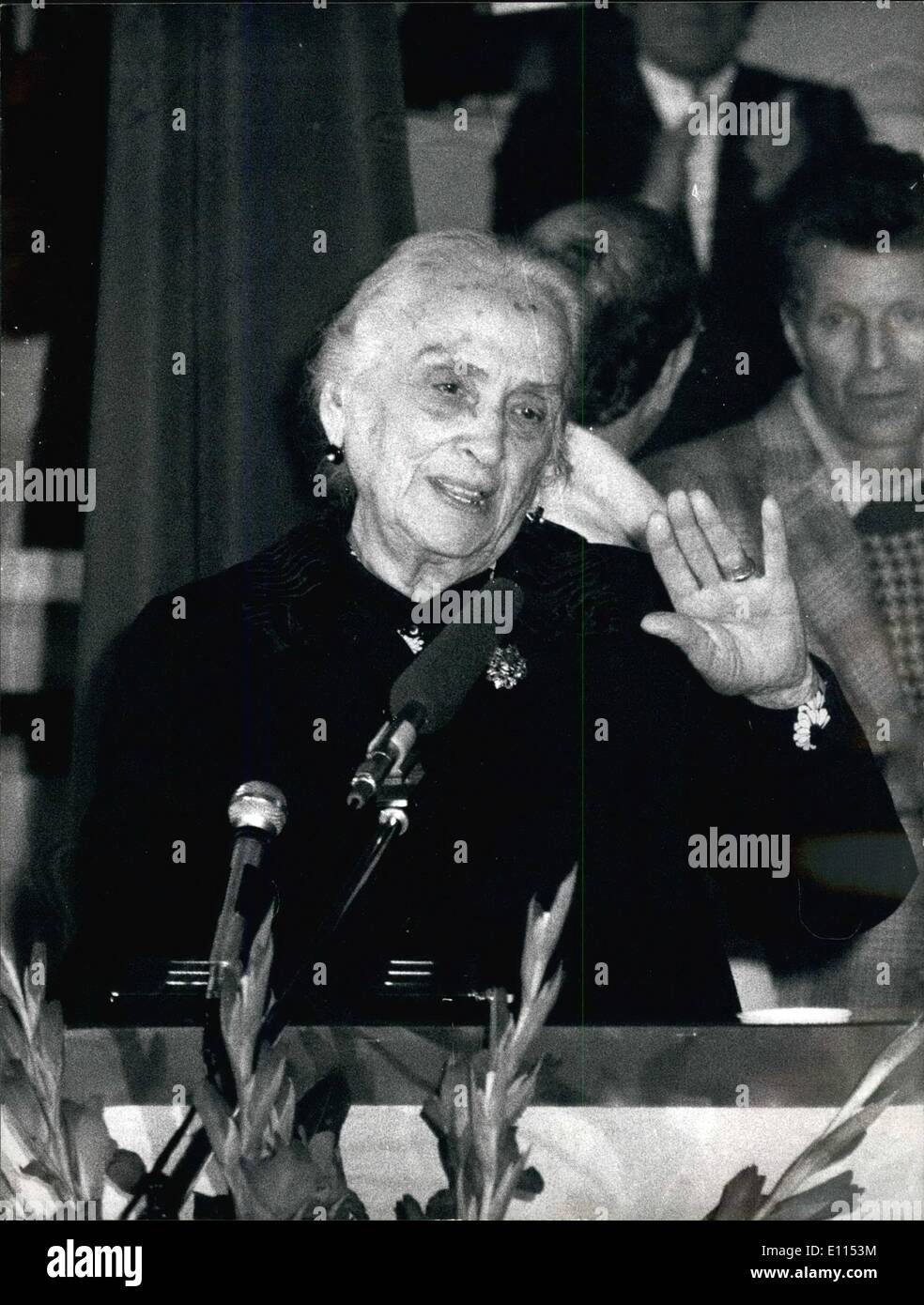 The spanish civil war communist history historical archive archival hi ...