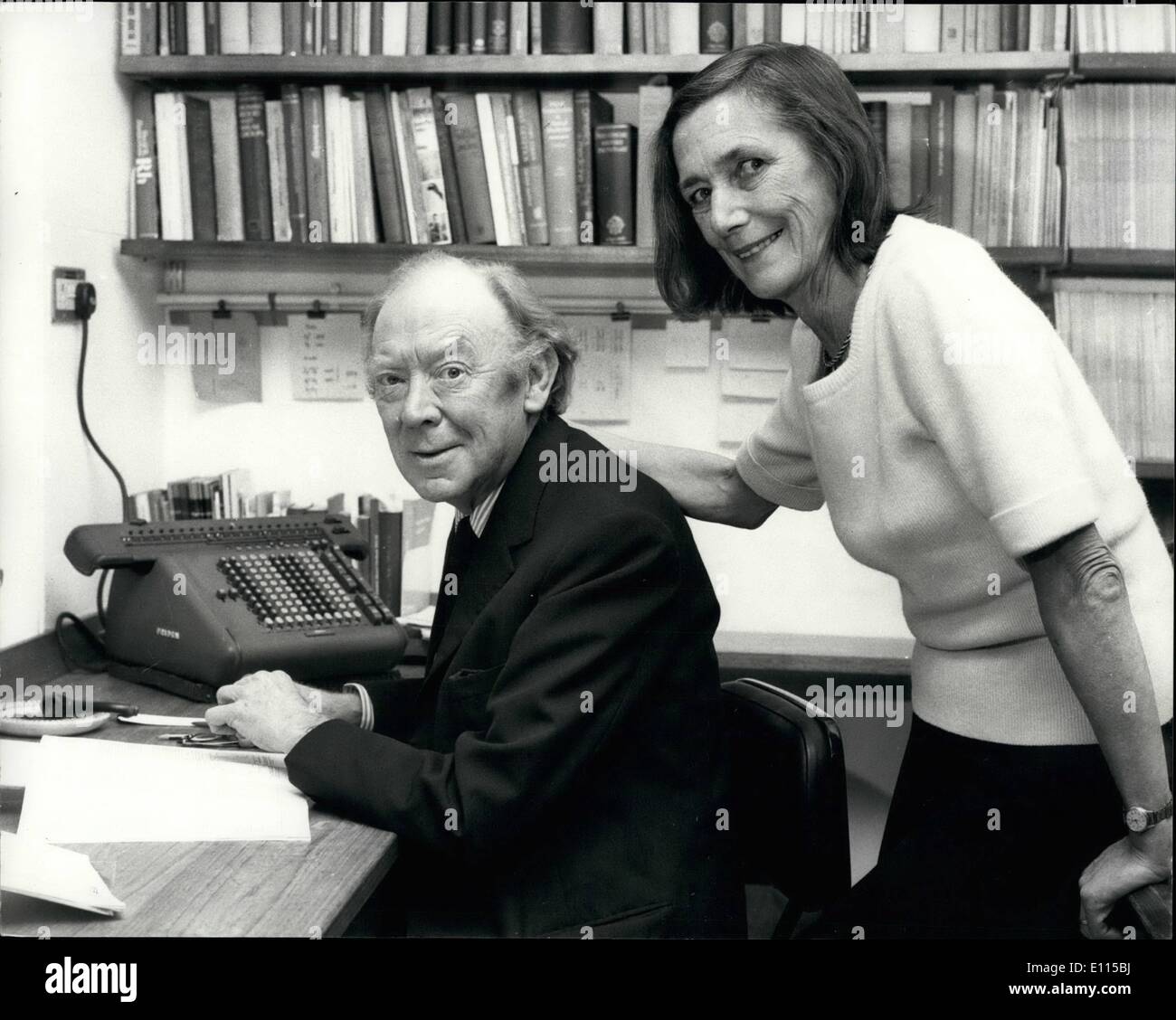 Dec. 12, 1975 - Robert Russell Race & wife Ruth Sanger Stock Photo - Alamy
