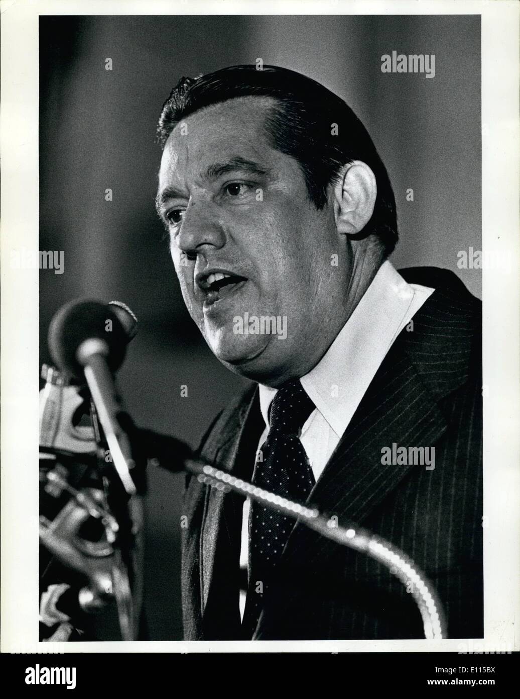 Dec. 12, 1975 - Dem. Pres. candidate Fred Harris Stock Photo - Alamy