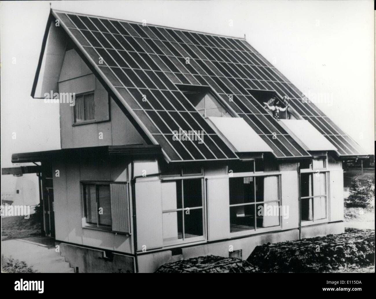 Solar water feature hi-res stock photography and images - Alamy