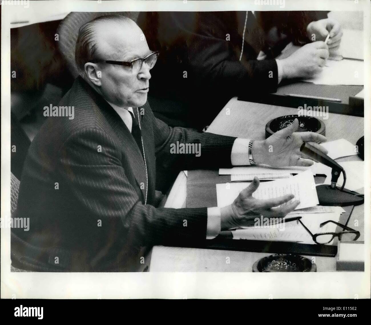 1976 soviet hi-res stock photography and images - Alamy