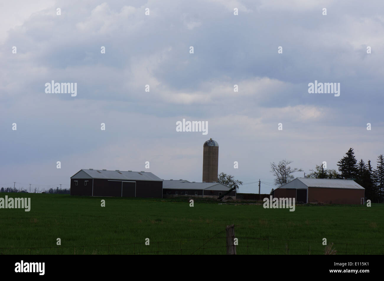 Canadian farm hi-res stock photography and images - Alamy