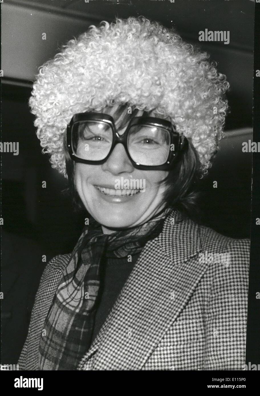 Revue Dancer Stock Photos & Revue Dancer Stock Images - Alamy