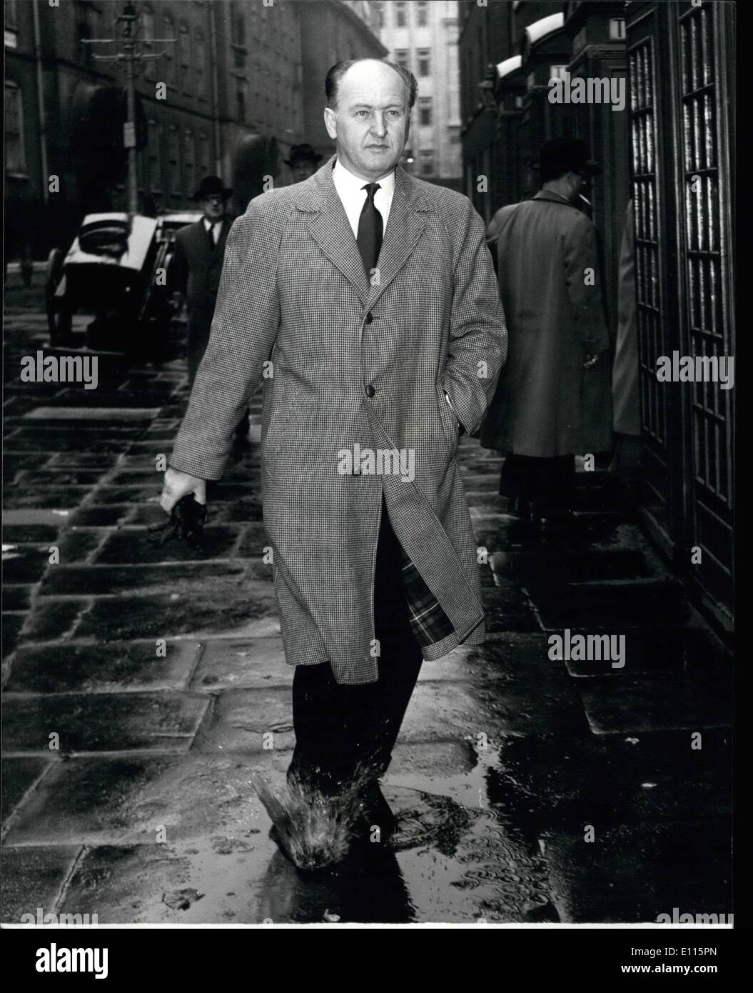 Jan. 01, 1976 - Estranged wife of property tycoon, John Gaul was shot ...