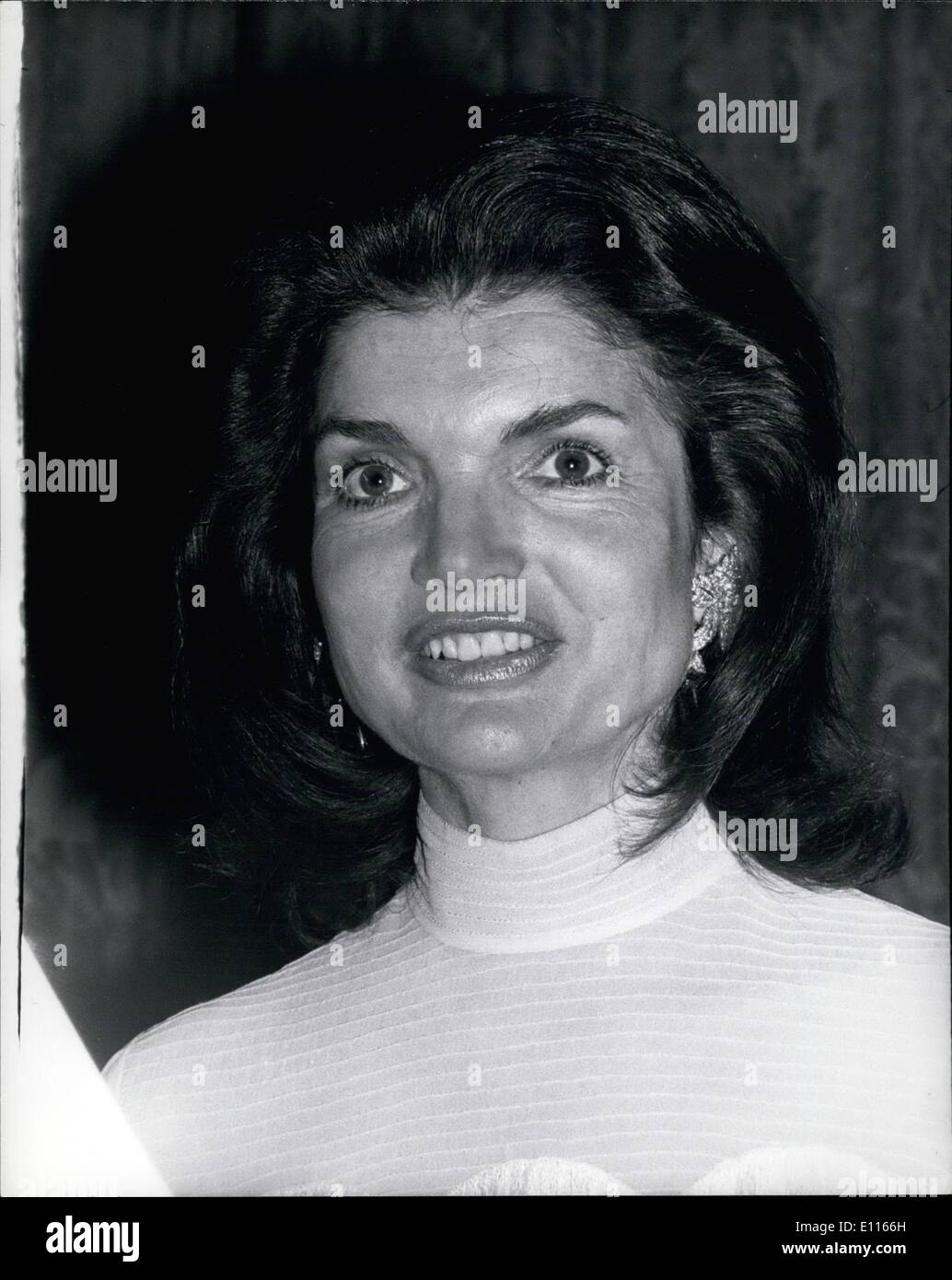 Jan. 01, 1976 - Jackie Kennedy Onassis Stock Photo - Alamy
