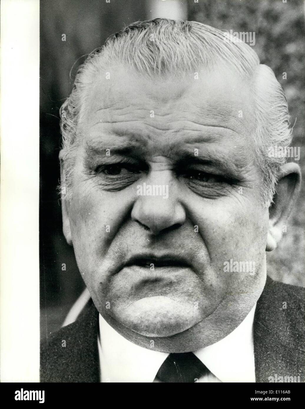 Scotland yard police man hi-res stock photography and images - Alamy