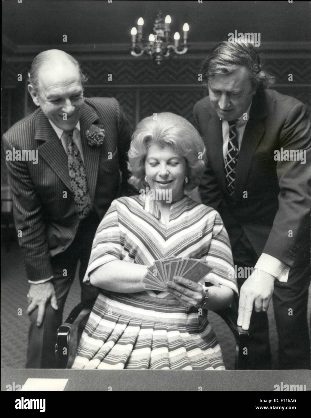 Le cog hi-res stock photography and images - Alamy