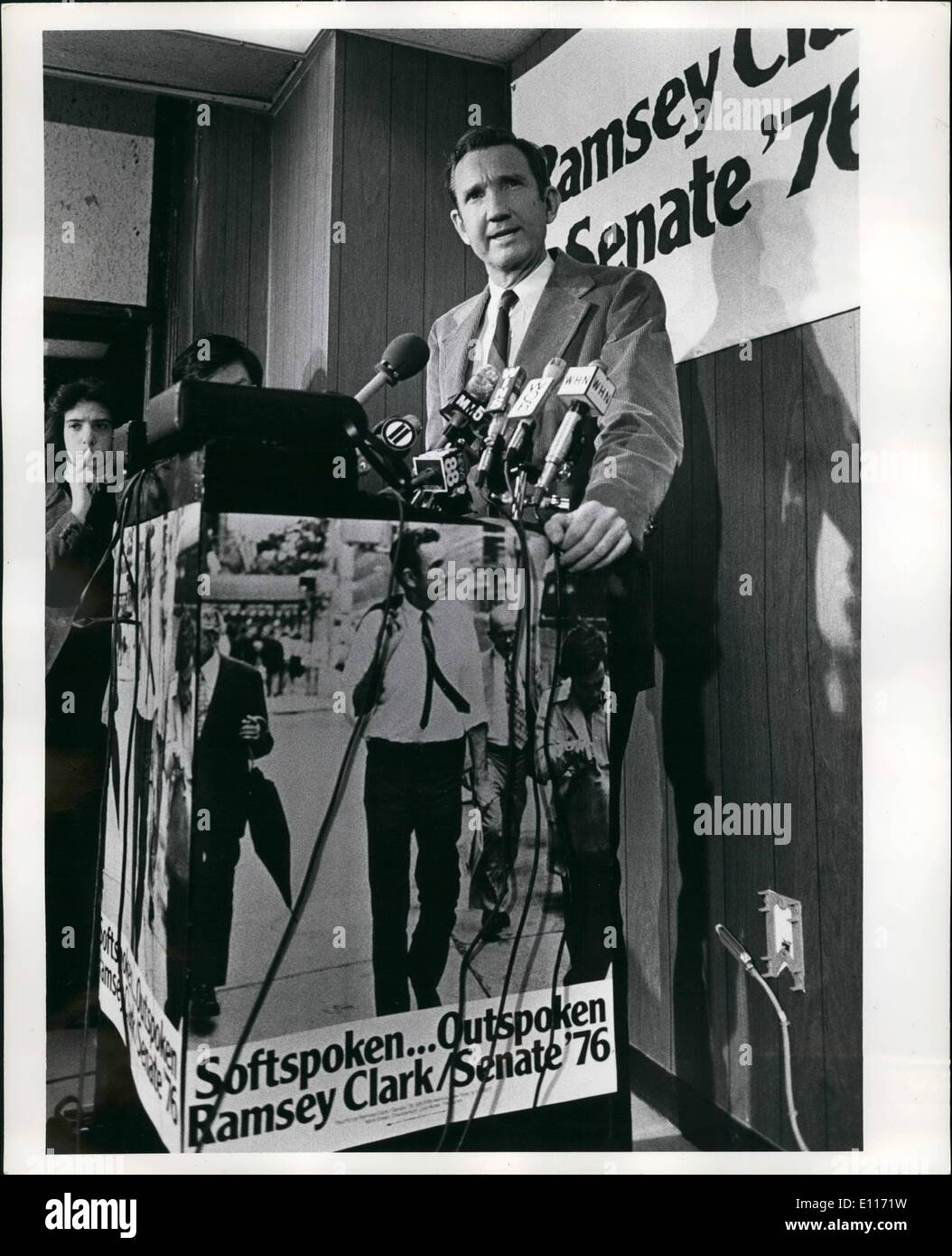 Mar. 03, 1976 - Former U.S. Attorney General Ramsey Clark talking with ...