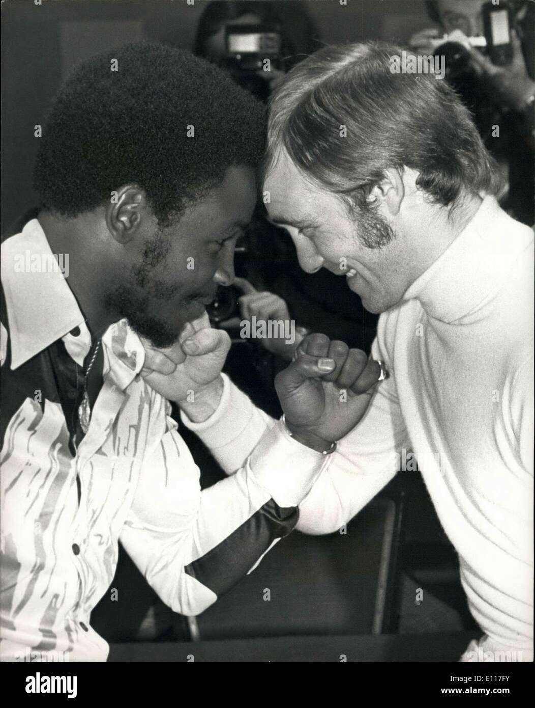 Mar. 04, 1976 - John H. Stracey And his opponent American Hedgemon ...