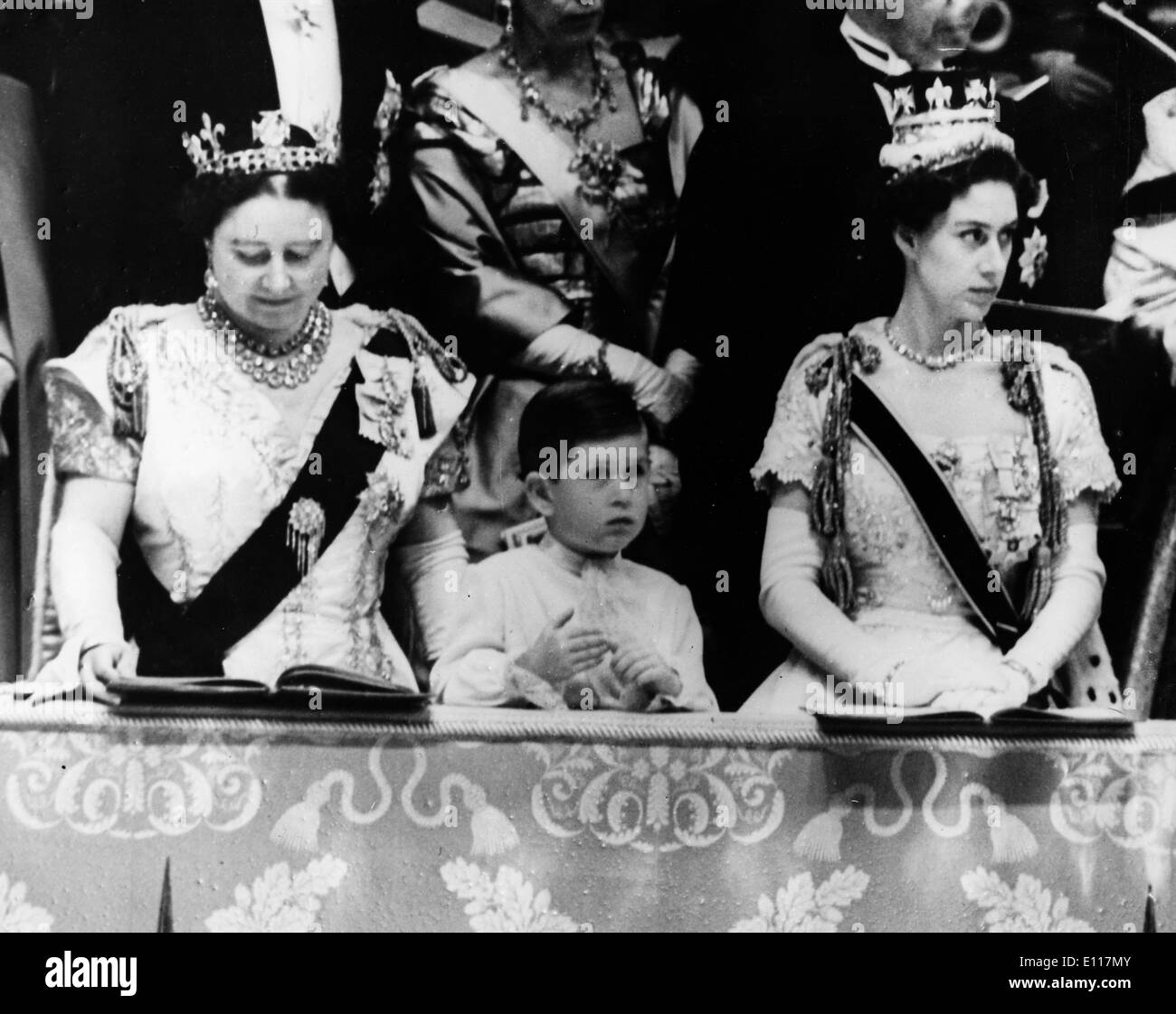 The Queen Mother Elizabeth Bowes-Lyon at ceremony Stock Photo - Alamy