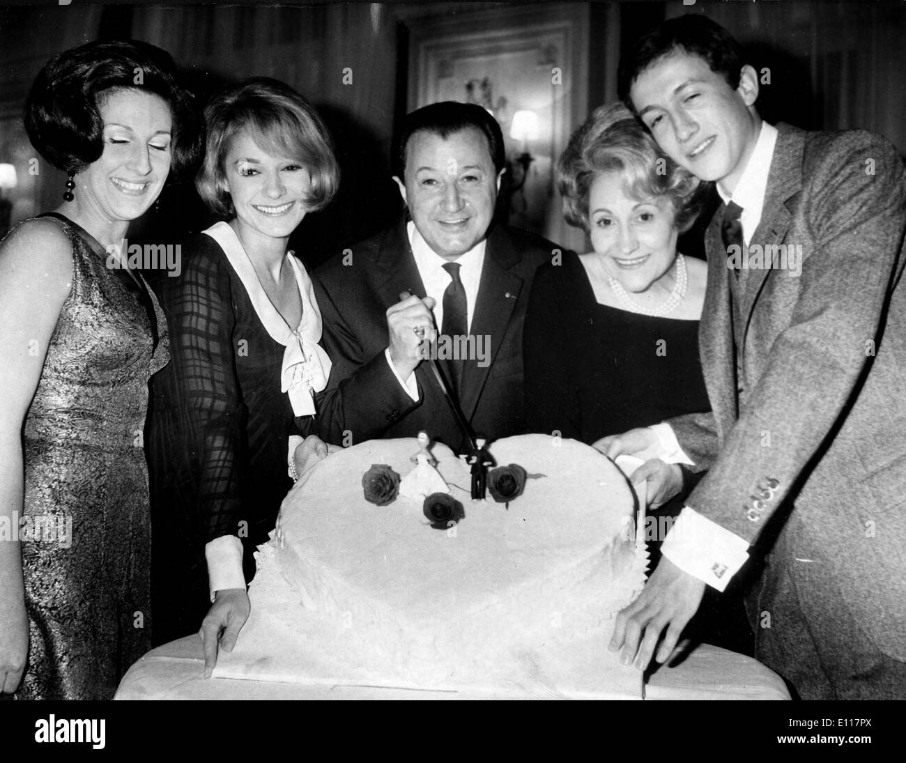 Andre dassary hi-res stock photography and images - Alamy