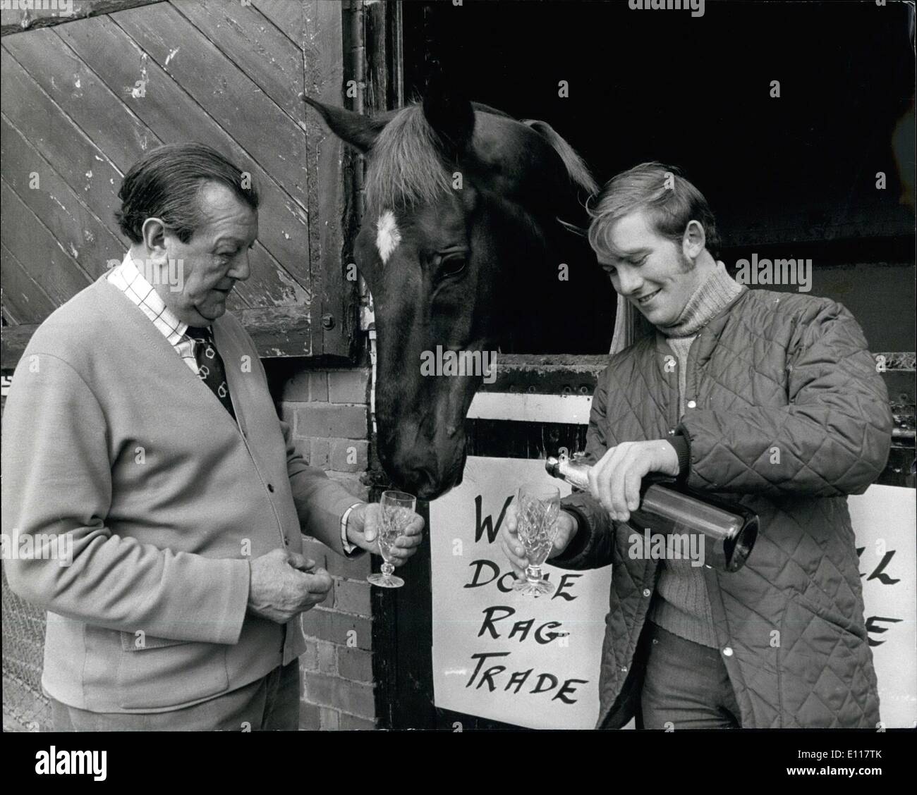 Apr. 04, 1976 - Rag trade joins victory party: The sweet small of ...