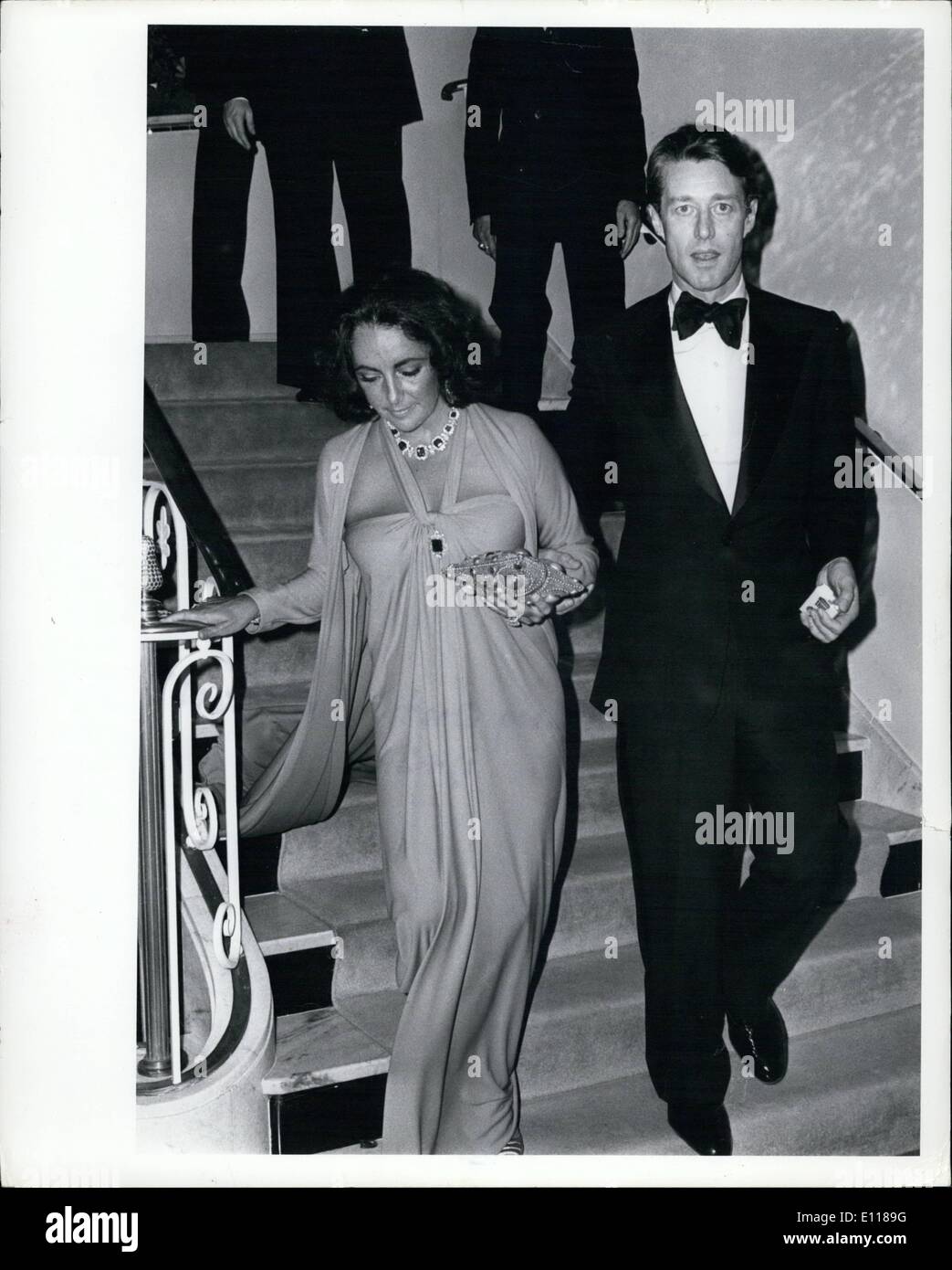 Apr. 04, 1976 - Liz Taylor at the Iranian Ambassador's party with ...