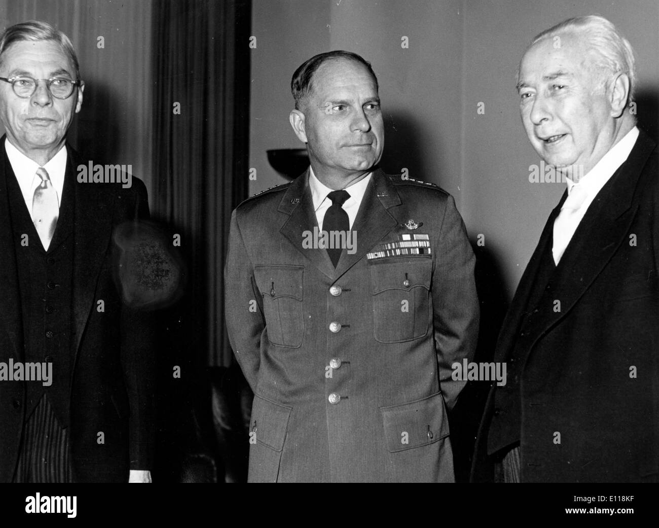 General cook hi-res stock photography and images - Alamy