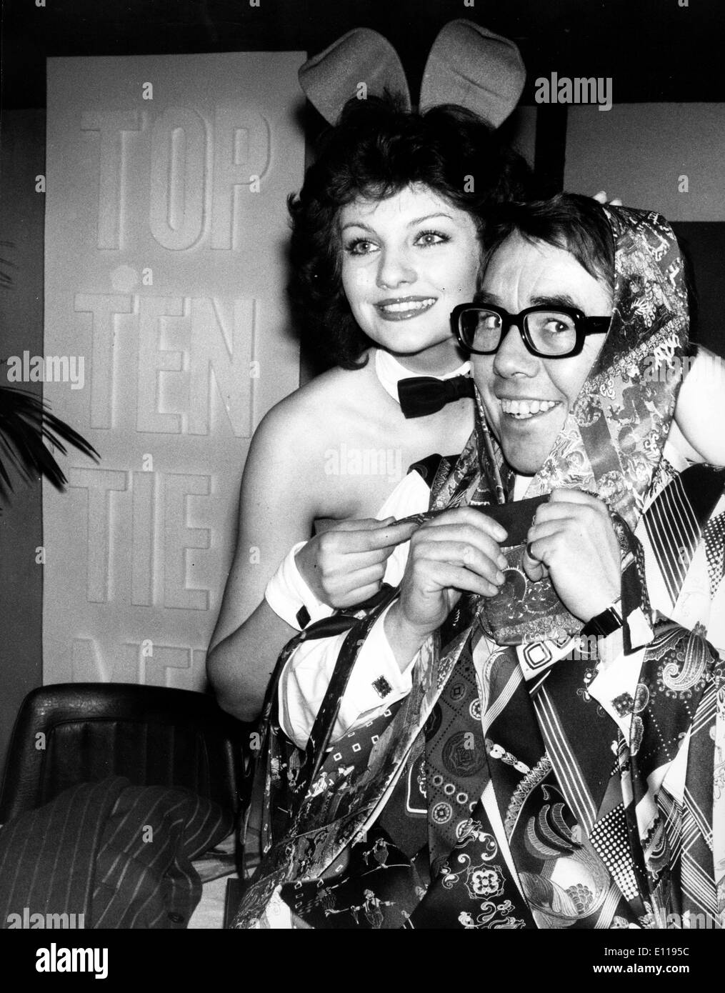 Ronnie corbett hi-res stock photography and images - Alamy