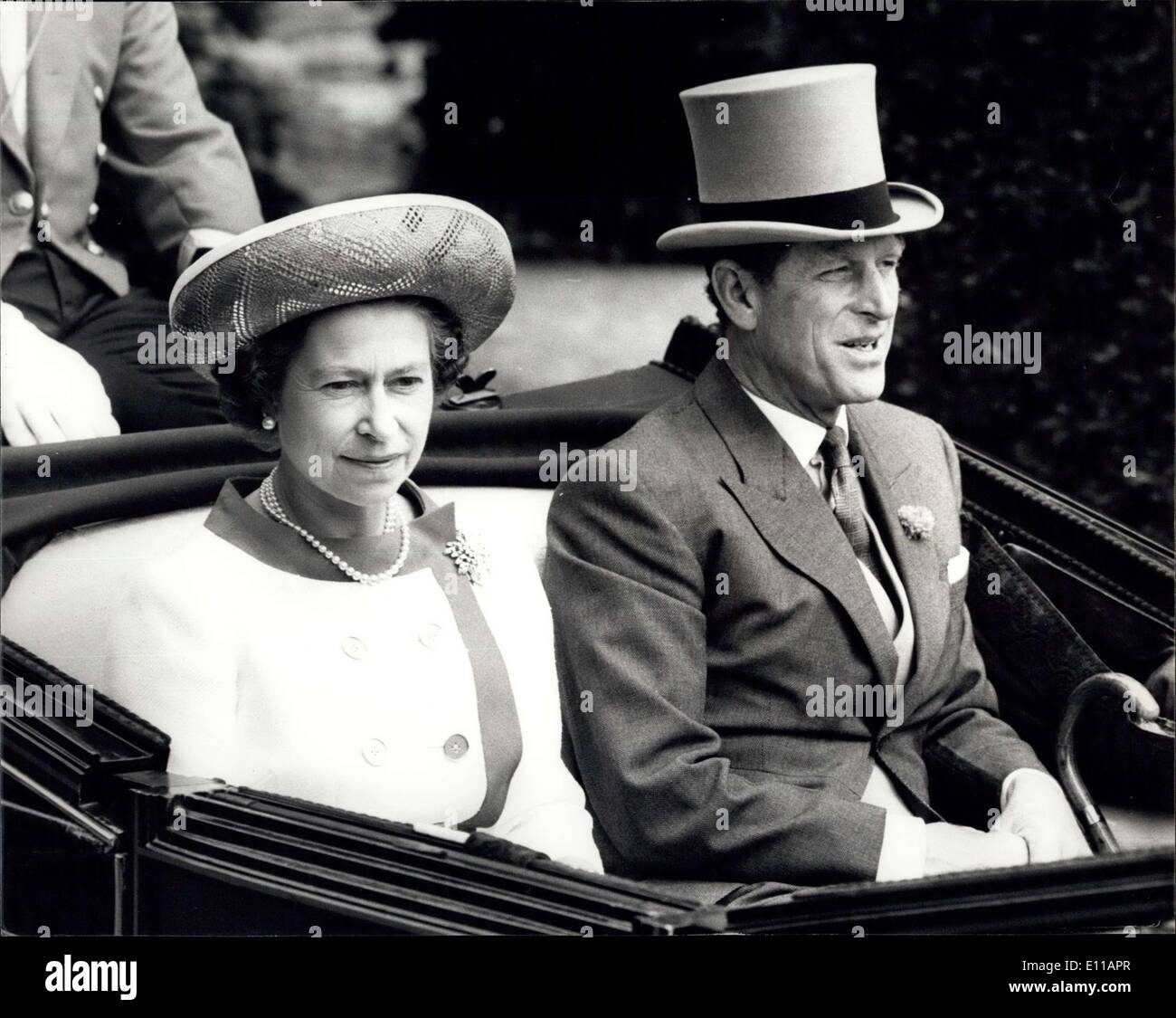 The royal's golden carriage hi-res stock photography and images - Alamy