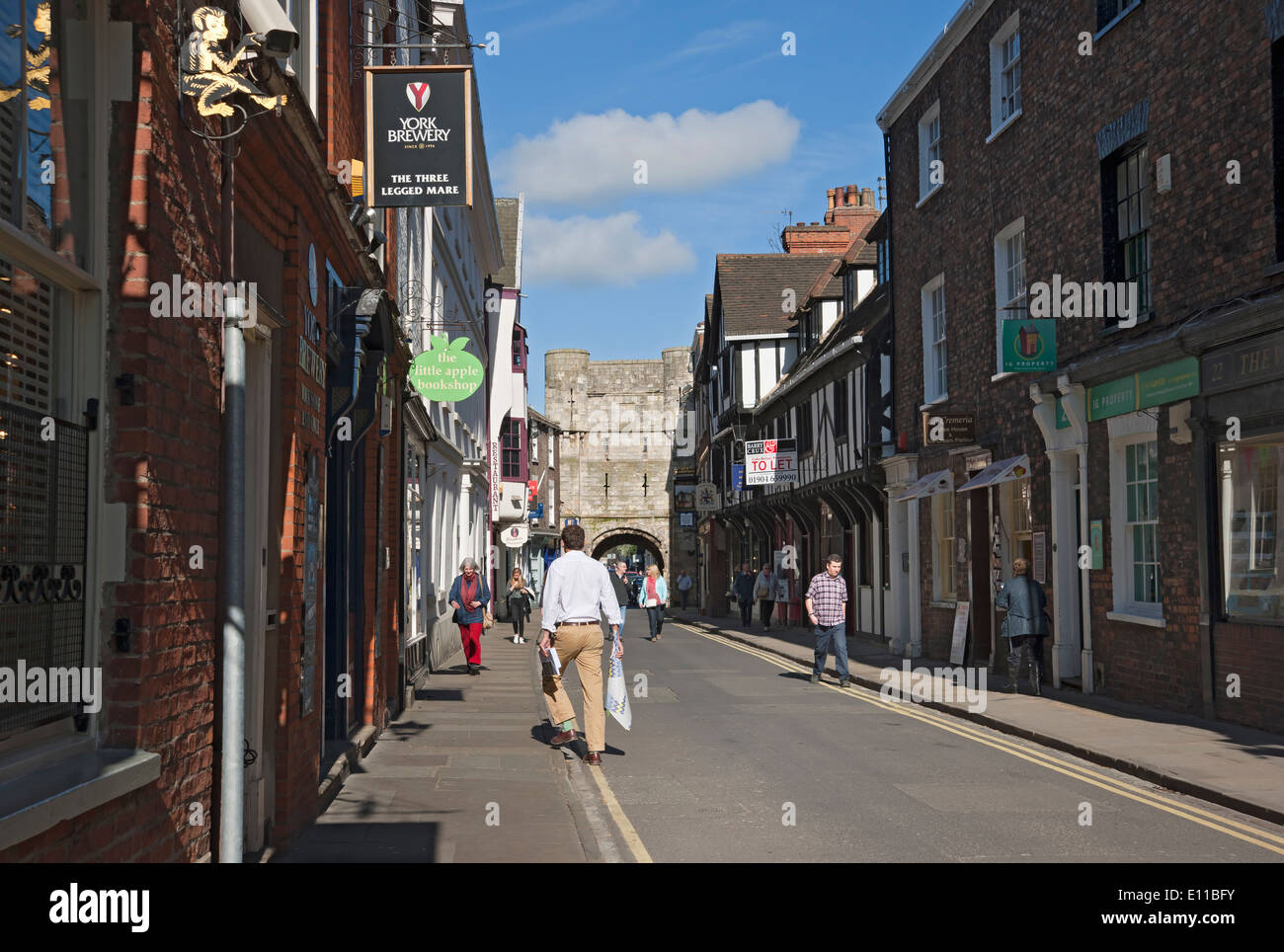 Uk high petergate hi-res stock photography and images - Alamy