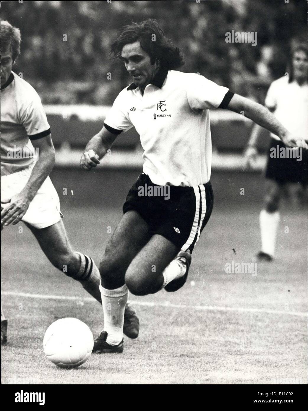 George best hi-res stock photography and images - Alamy