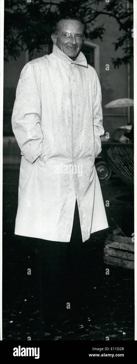 Apr 04 1977 70th birthday fred zinnemann hi-res stock photography and ...
