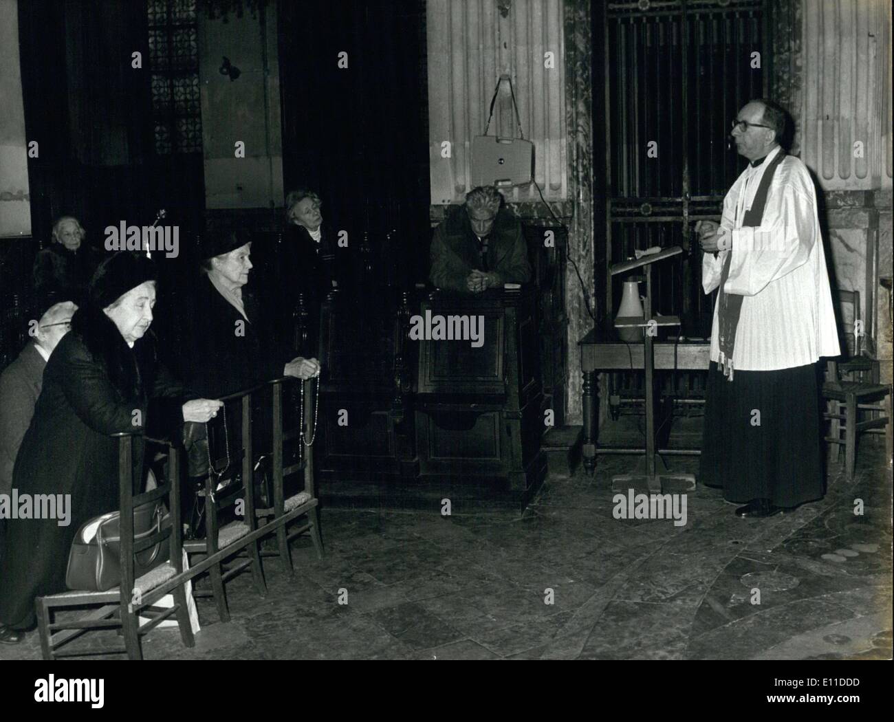 Feb. 28, 1977 - Monsignor Lefebre Coaches Prayer Paris Traditional ...