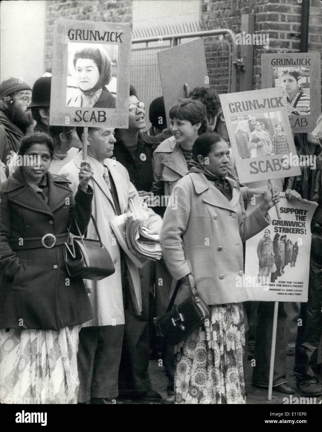 Grunwick hi-res stock photography and images - Alamy
