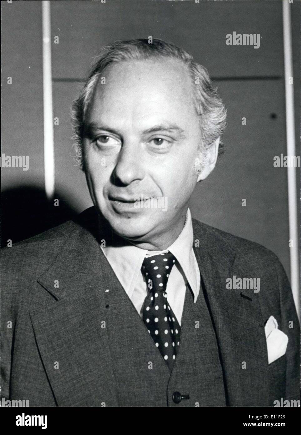 Jul. 06, 1977 - American Ambassador Arthur Hartman Stock Photo - Alamy