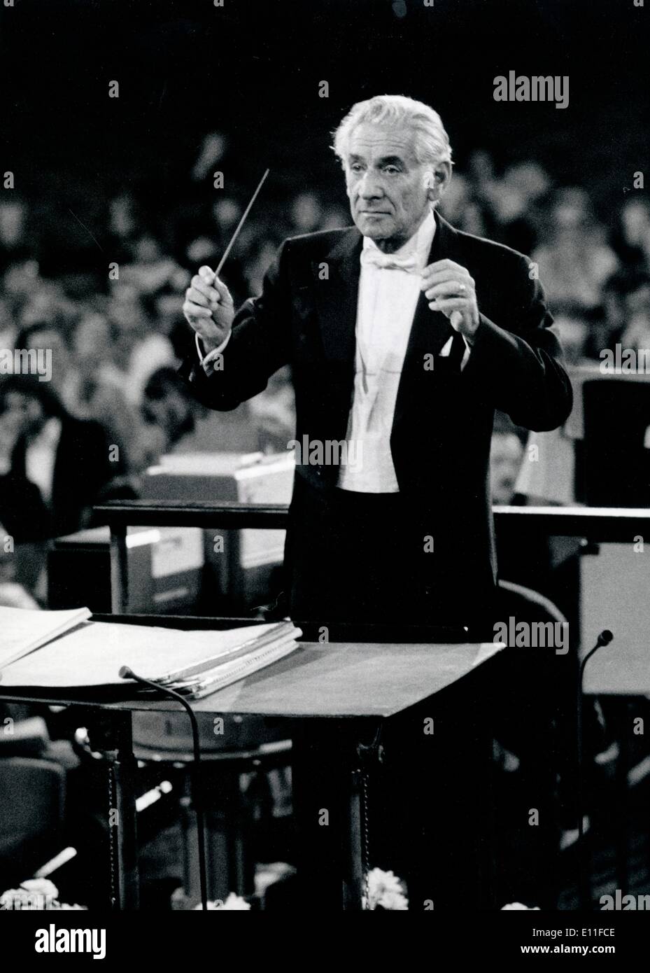 Musical Director Leonard Bernstein conducts Songfest Stock Photo - Alamy