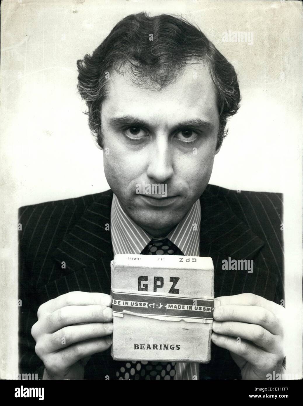 Jul. 07, 1977 - Russian Parts for British Tanks: Mr. Robin Hodgson, M.P ...