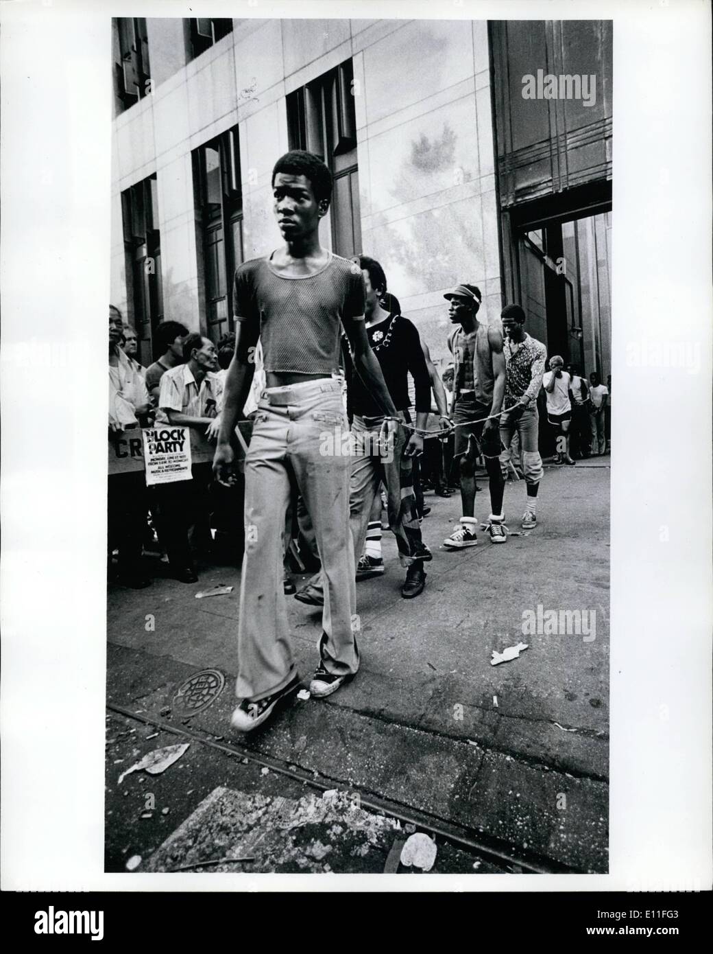 Jul. 07, 1977 - Thursday July 14th 1977, New York City. While power was ...