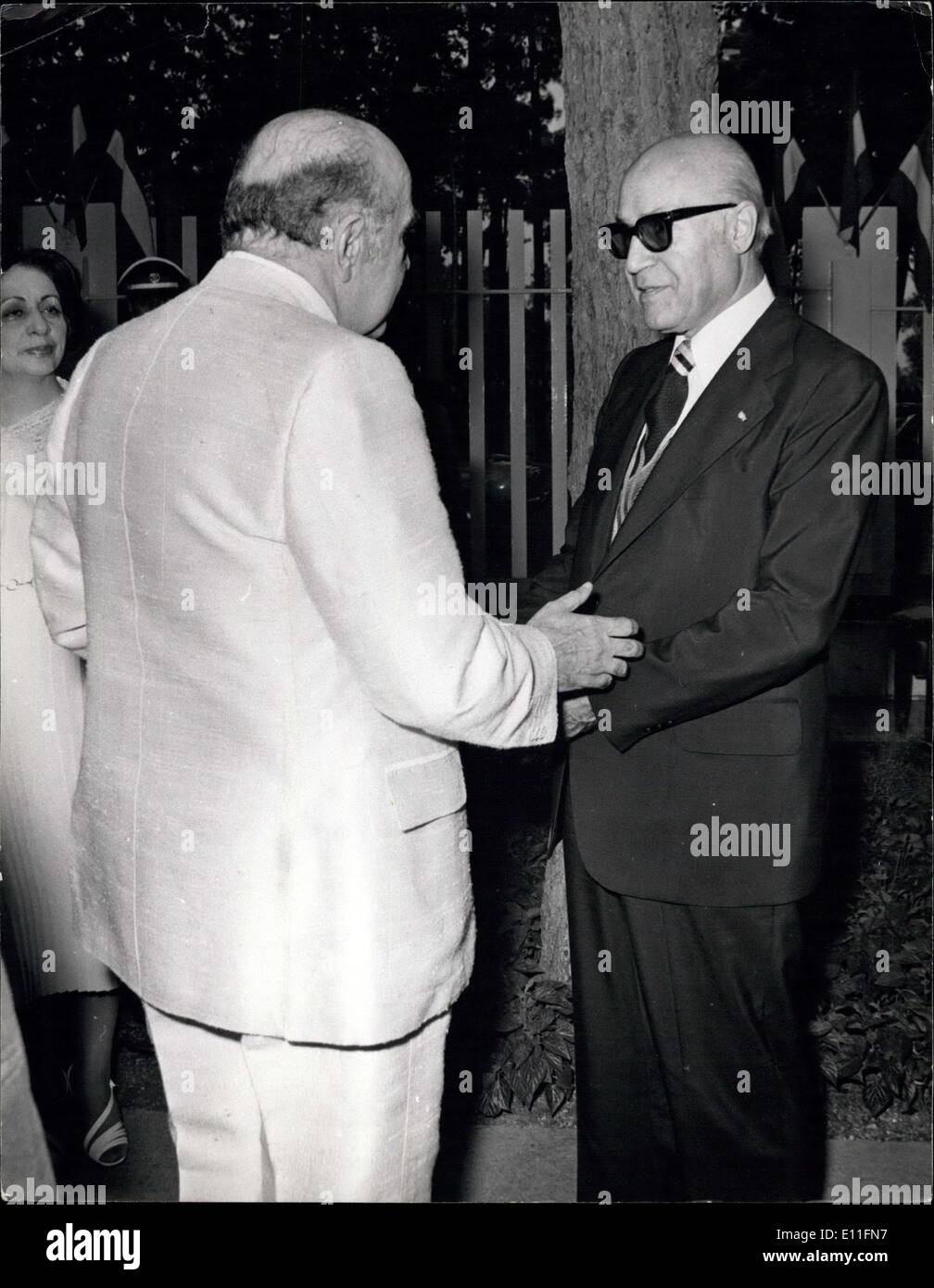 Amir abbas hoveyda hi-res stock photography and images - Alamy