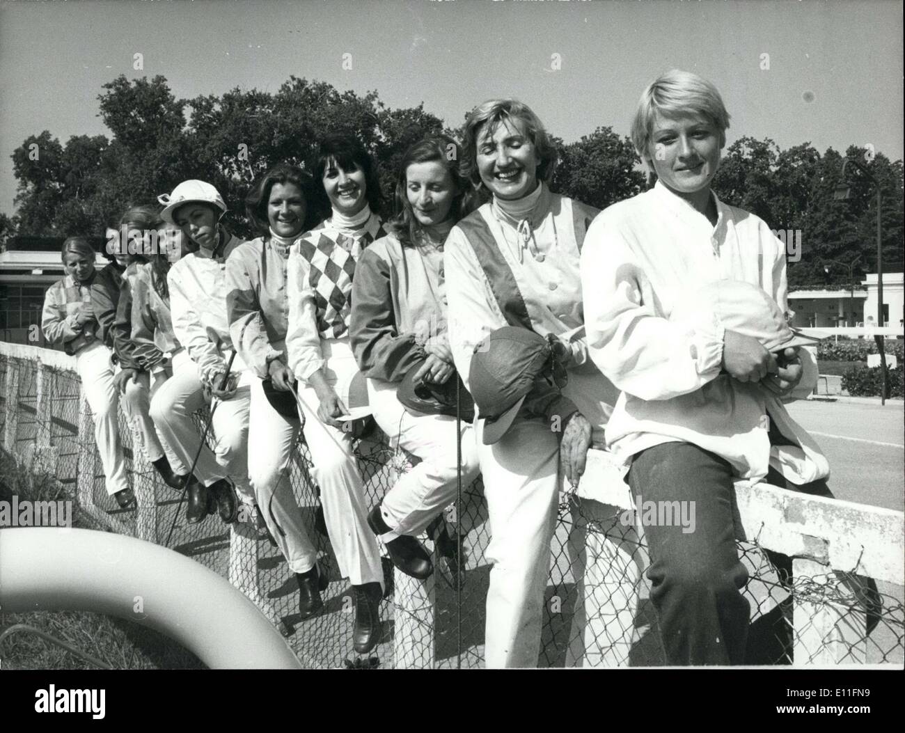 Aug. 05, 1977 - Ten Female Cart Race Drivers at the Cagnes-sur-Mer ...
