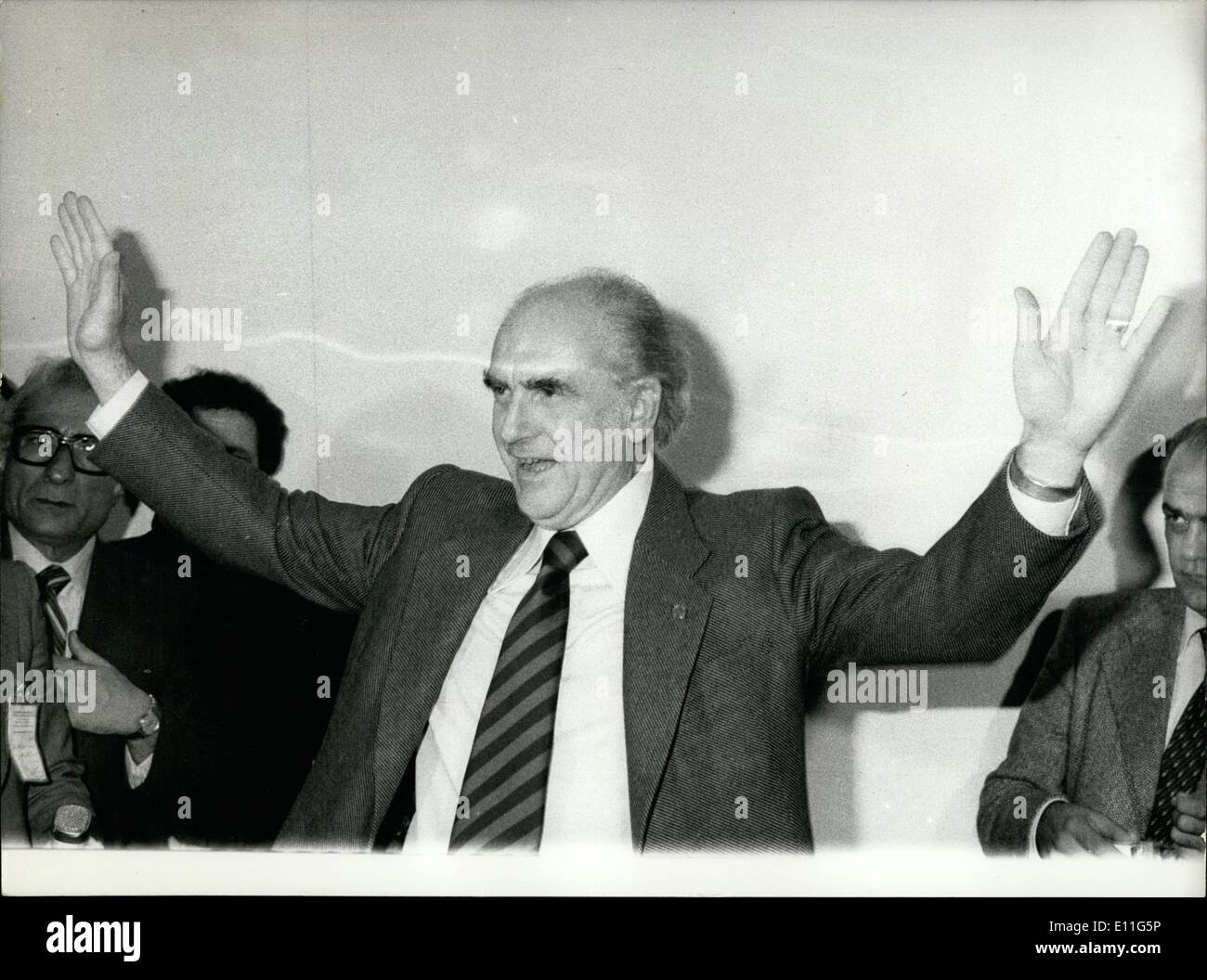 Papandreou 1977 hi-res stock photography and images - Alamy