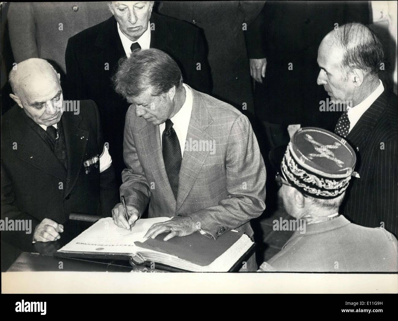 Jan. 05, 1978 - President Jimmy Carter Signs Golden Book in Paris Stock ...