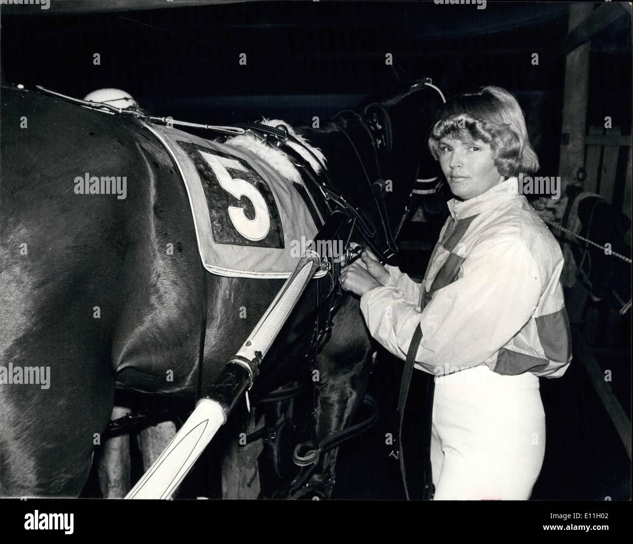 Dec. 12, 1977 - I'm In A Mess Says Anne: Anne Tracey Australia's ...
