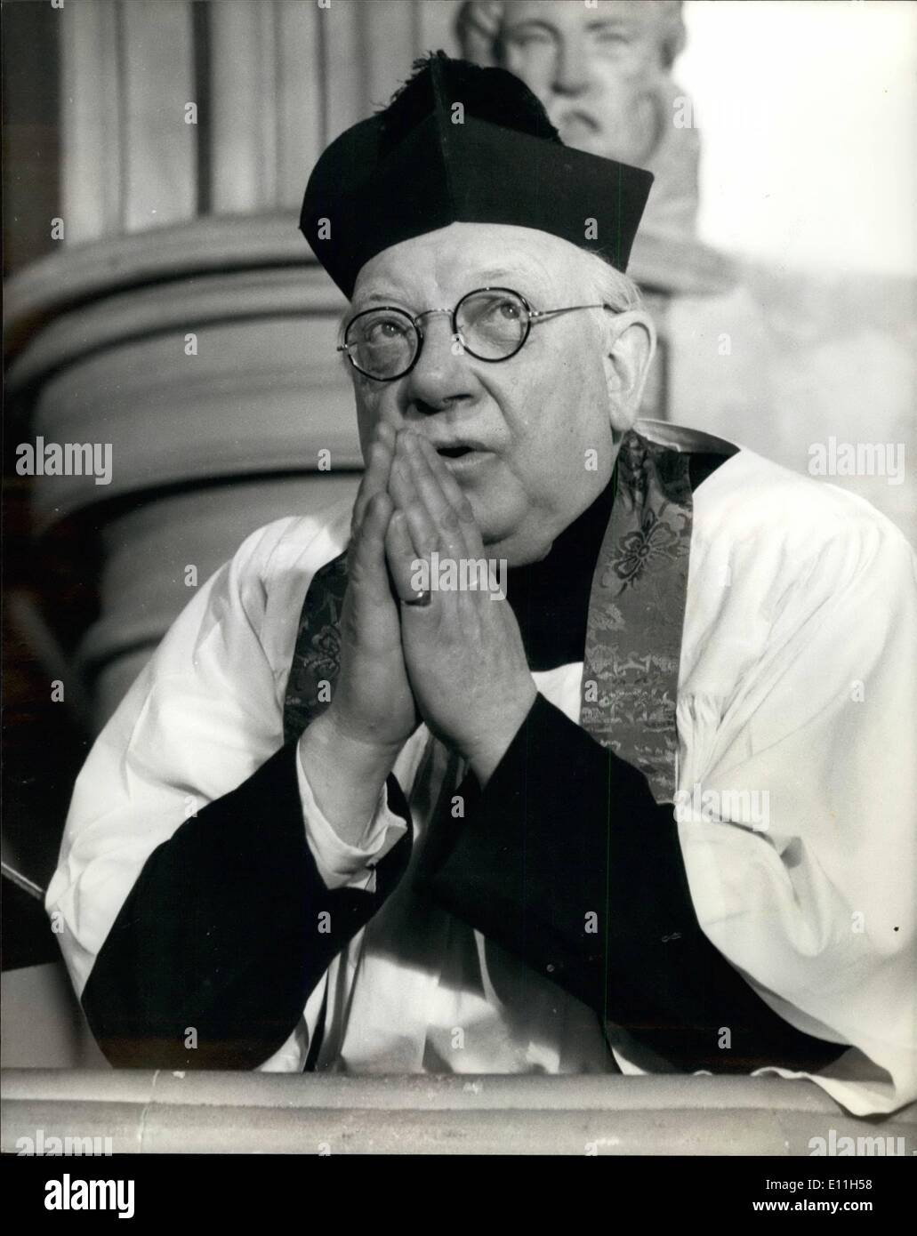 Arthur lowe hi-res stock photography and images - Alamy