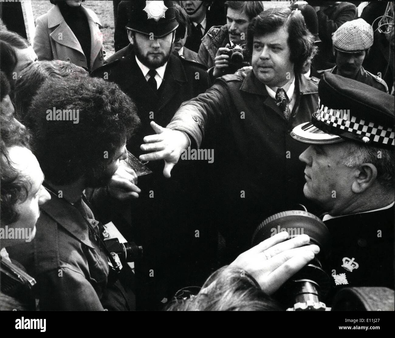 Apr. 04, 1978 - Massive Police force at National front by-election ...