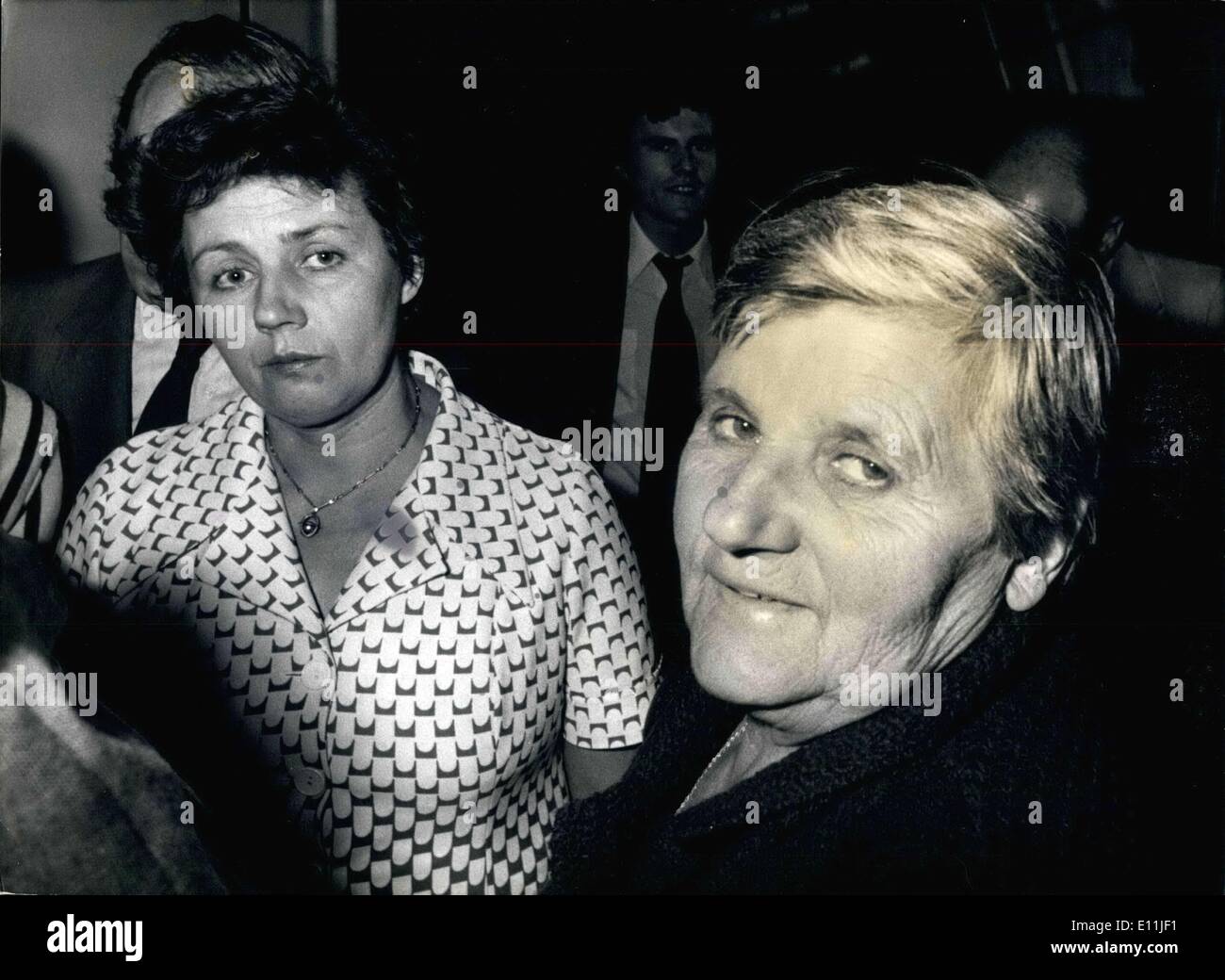 Jul. 23, 1978 - Mother and Sister of Leonid Plyushch Arrive in Paris ...